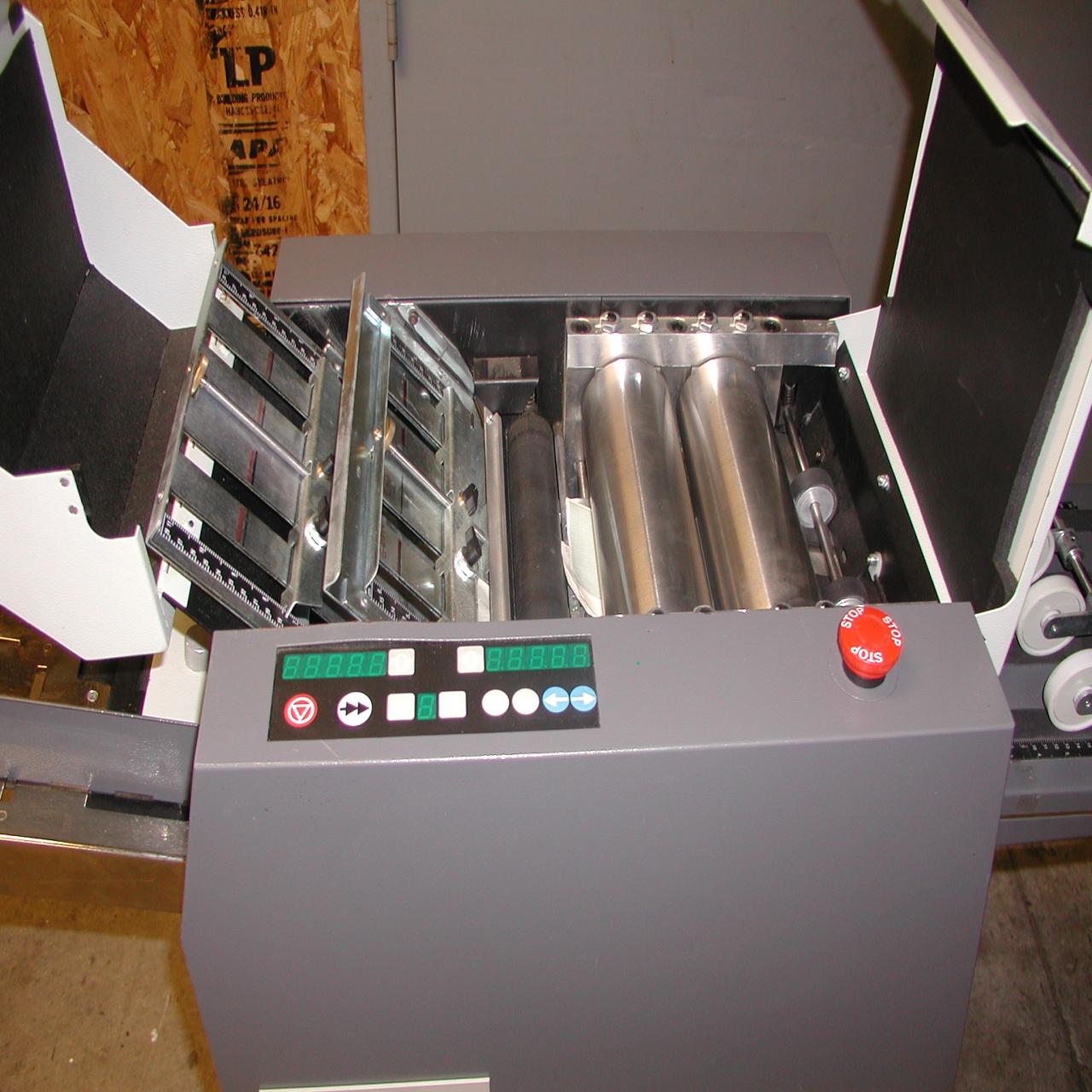 Lot #46: Moore 4100 Pressure Sealer / Folder - WireBids